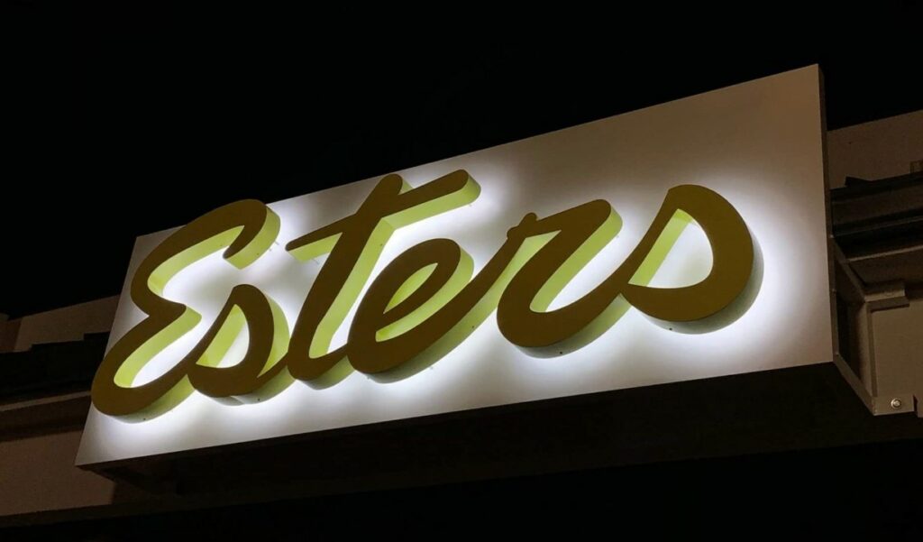 Jasa Letter Sign Custom: Ciptakan Signage Unik dan Berkesan