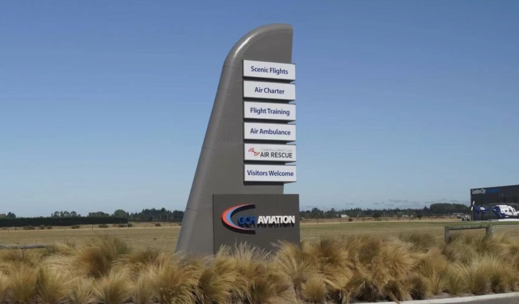 Membangun Pylon Signage Efektif: Panduan Lengkap